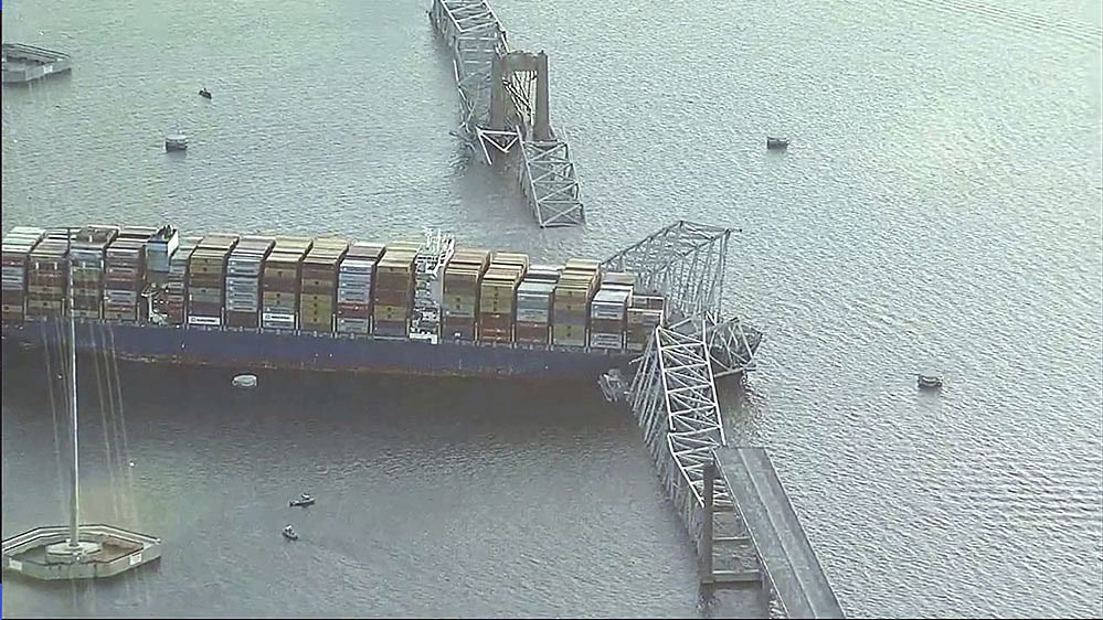 Cargo ship lost power and issued mayday before hitting Baltimore's ...