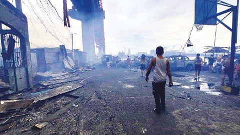 Looc, Mandaue fire guts 300 houses