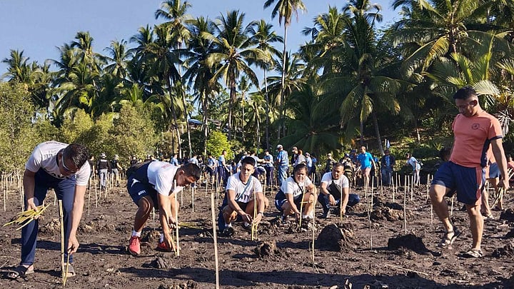 10K Mangrove Propagules Planted in Zambo to Celebrate Earth Hour 2024