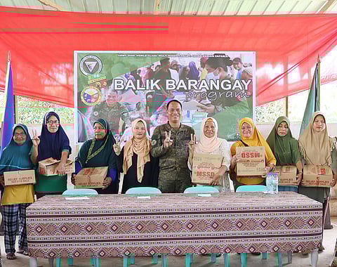 64IB Facilitates Safe Return of 40 Displaced Residents in Basilan Province