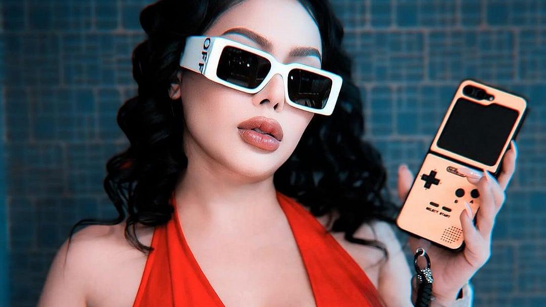 Toni Fowler Rocks Bold Red Leather Tank Top, Receives Rave Reactions ...