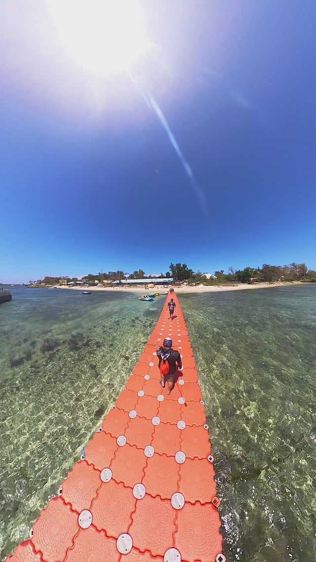 Super Suroy: Exciting nga watersports sa Datag, Maribago