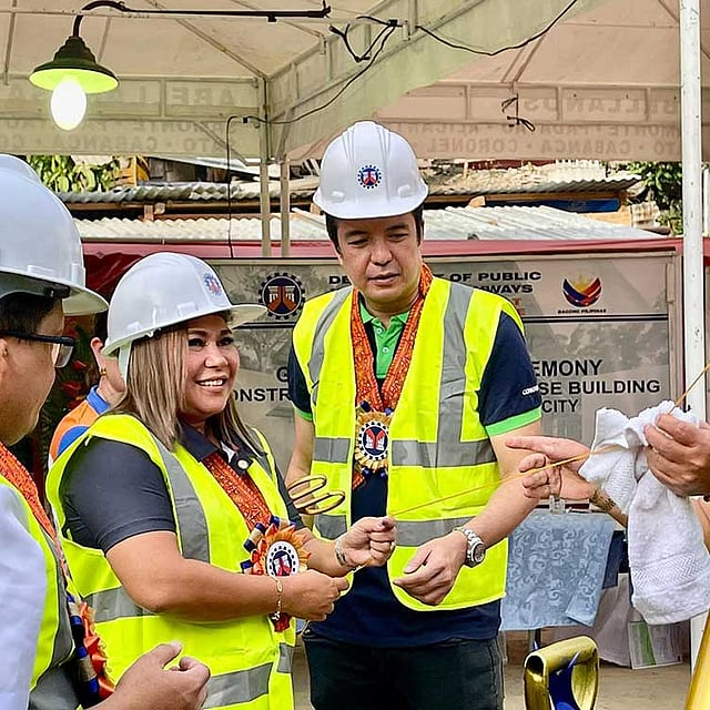 Edu Rama leads multi-purpose building groundbreaking in Bulacao