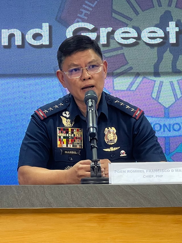 Marbil Prohibits Cops from Using Cell Phones on Duty: PNP Chief's ...