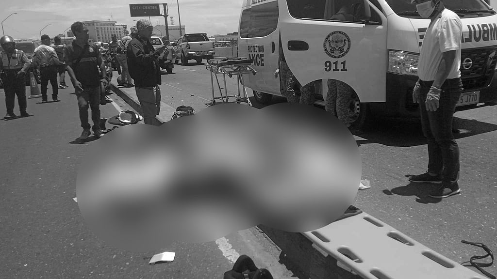 Ride-hailing app driver, backride perish in SRP accident