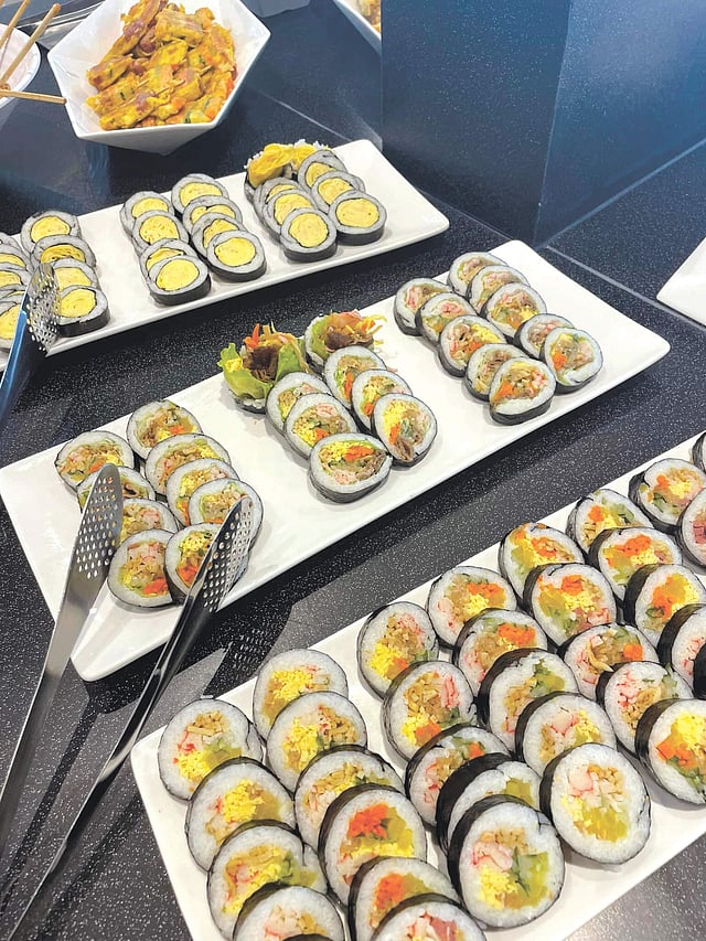 SOMAC Korean Buffet delights Cebuanos with authentic Korean dishes