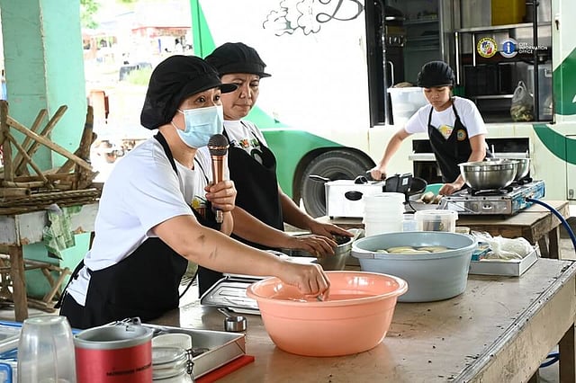 San Carlos groups trained on food processing