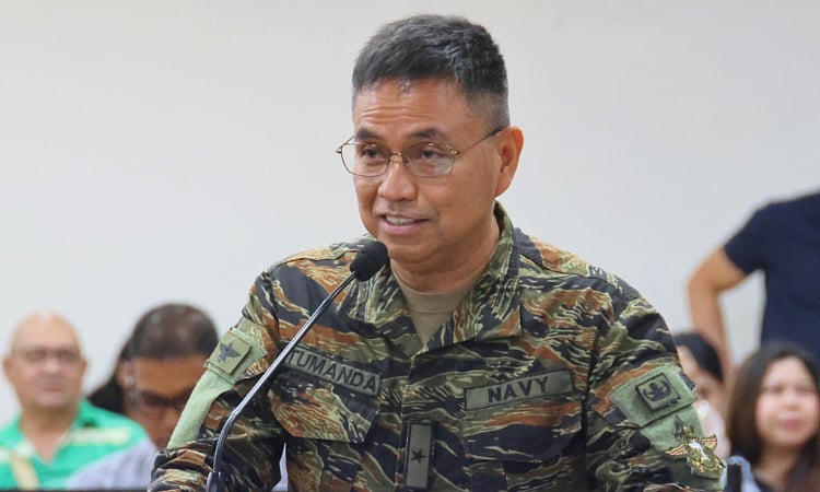 New naval chief seeks stronger ties with LGU