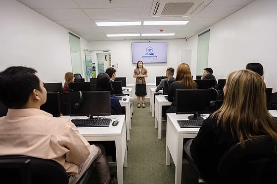 𝐈𝐧𝐧𝐨𝐜𝐞𝐧𝐭𝐫𝐢𝐱 𝐏𝐡𝐢𝐥𝐢𝐩𝐩𝐢𝐧𝐞𝐬. 𝙄𝙣𝙛𝙡𝙪𝙚𝙣𝙘𝙚. 𝙈𝙖𝙠𝙚𝙨 𝙖 𝘿𝙞𝙛𝙛𝙚𝙧𝙚𝙣𝙘𝙚.