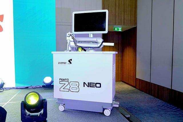 Borough Lasik Center unveils CLEAR