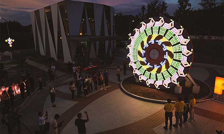 First LED giant lantern