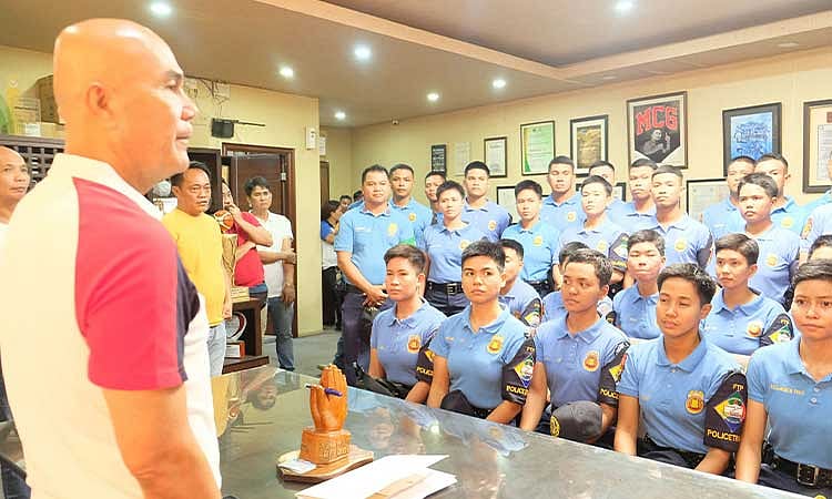 Garbo calls for unity in public service