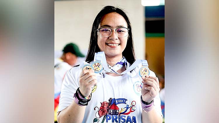 CV rules Prisaa weightlifting