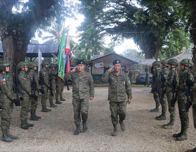Armor Division commander visits 4MIB