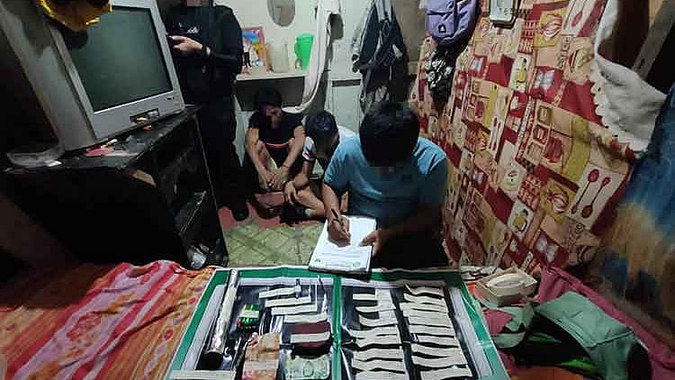 3 nabbed in Barangay Tisa drug den raid