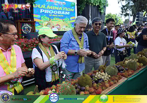 1.5km ‘Fruit Eat-All-You-Can sa Dalan’ at Timpupo Festival 2024