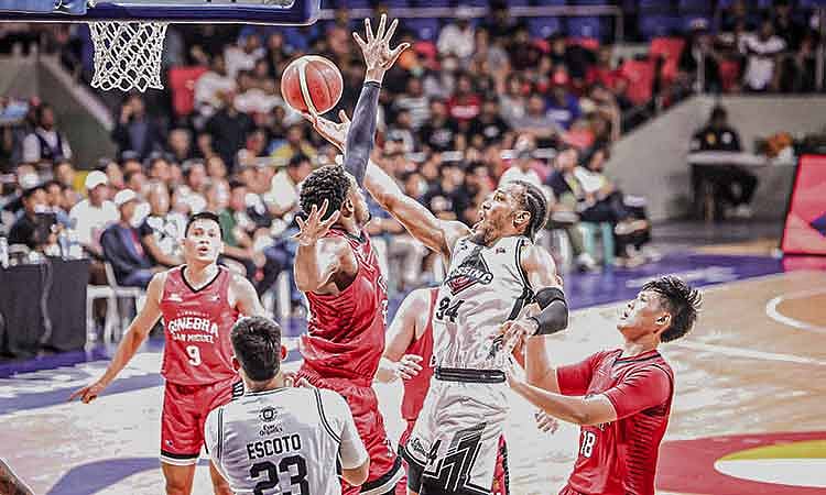 Bossing gisilat ang Kings