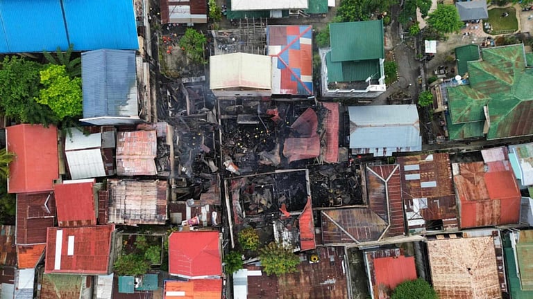 Fire destroys 12 homes, damages 3 others in Barangay Mambaling