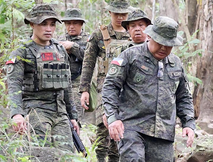 1ID conducts joint foot march, tree planting activity