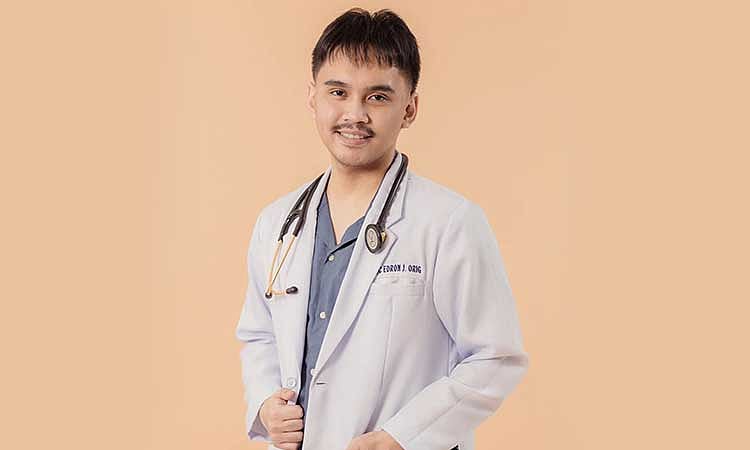 Davao med school grad tops Physician Licensure exam