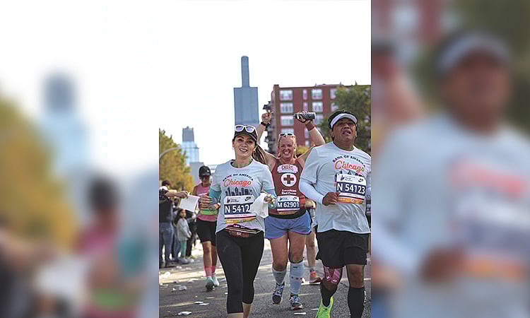 Running the Chicago Marathon together