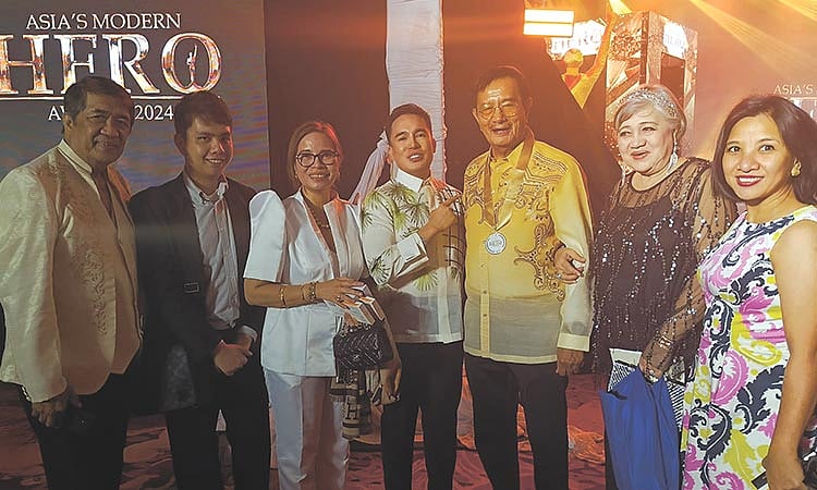 Utzurrum: One week, two prestigious awards