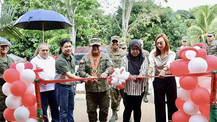 102Bde inaugurates new soldiers' barracks