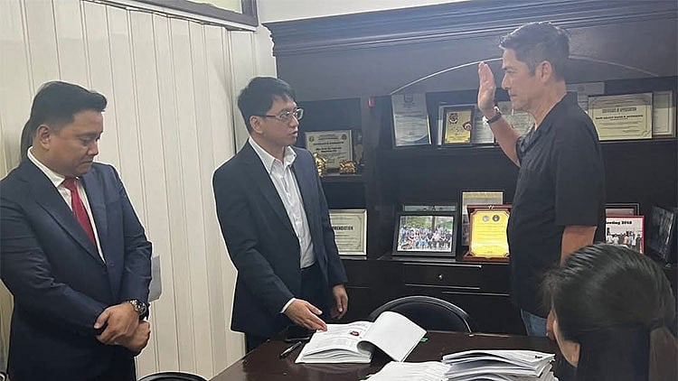 Vic Sotto files cyberlibel complaints vs Darryl Yap