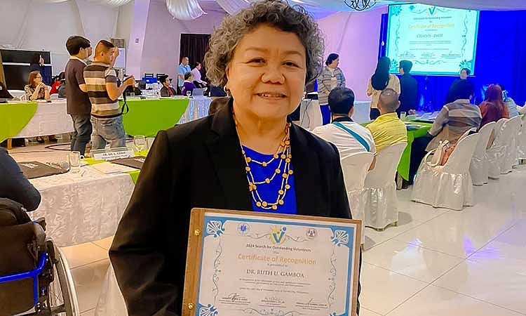 Davao's Dr. Ruth Gamboa Named Outstanding Volunteer