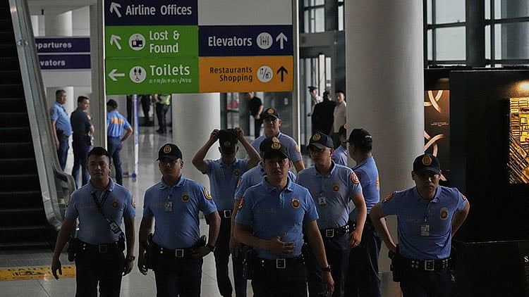 Rodrigo Duterte arrested at NAIA on ICC warrant