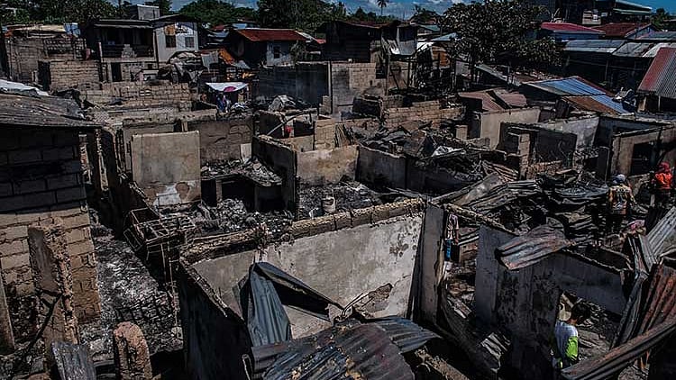 Paknaan fire leaves 200 houses destroyed