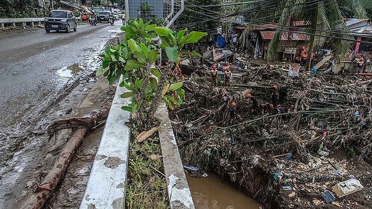 Cebu City Slaps 6-Ton Limit on Bacayan Bridge Over Damage