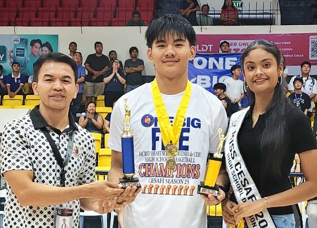 Magis Eagles fly to historic 5-peat