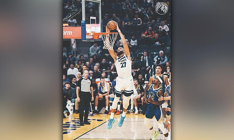 T’Wolves nakalihay sa bangkaw ni Curry
