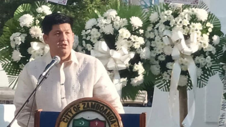 Mayor cites Rizal's timeless values, relevance