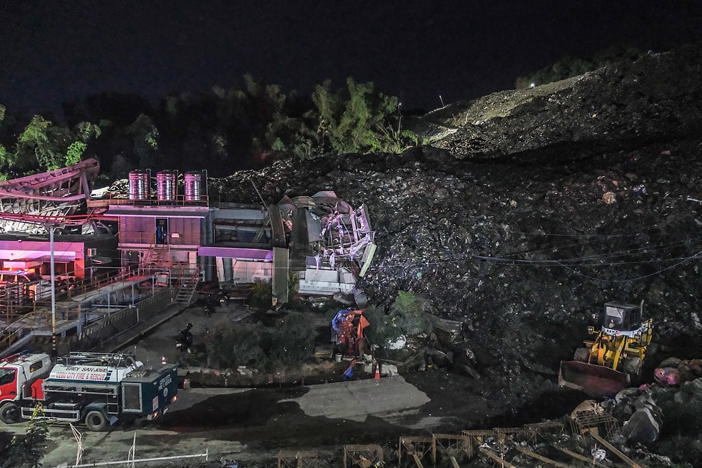 1 dead in Binaliw landfill landslide