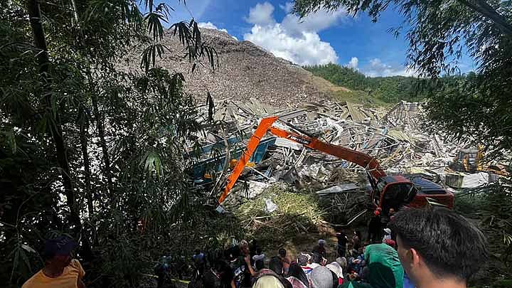 Binaliw death toll hits 25; Marcos offers support