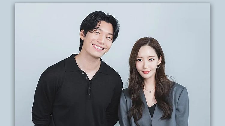 Park Min-young, Wi Ha-joon star in romance