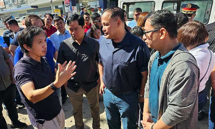 Dizon orders immediate completion of Apalit road
