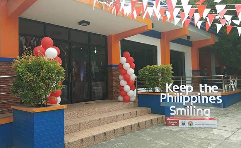 'Keep the Philippines smiling'