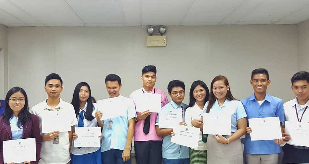 SM Foundation awards 500 new scholars