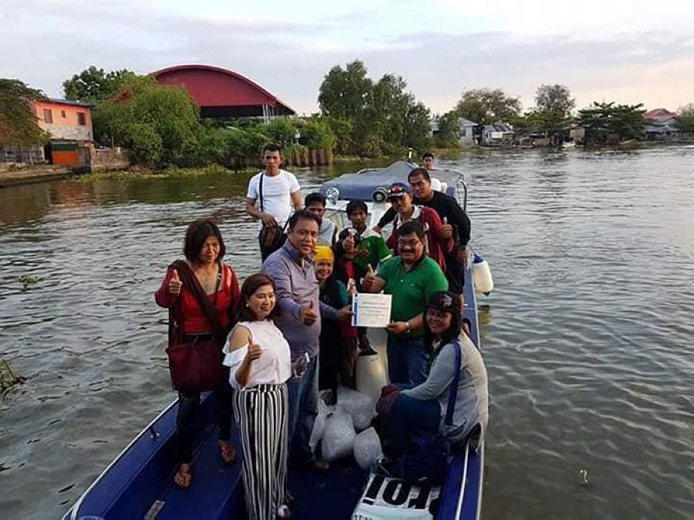 Fish fingerling dispersal marks Masantol fluvial parade