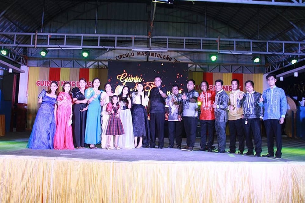 Masantol town fetes outstanding citizens