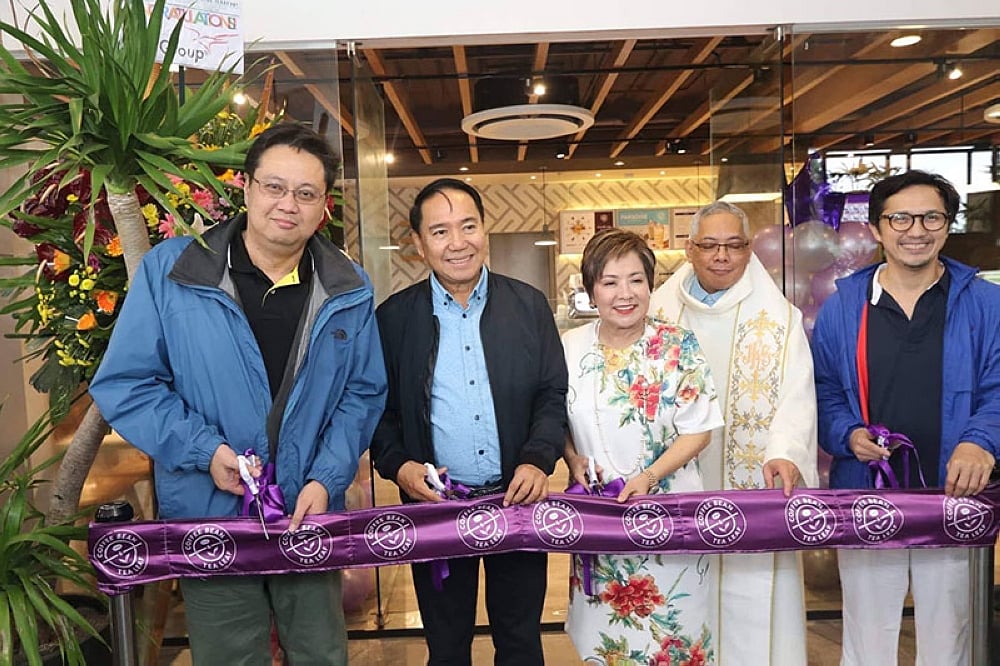 LausGroup unit unveils Clark Restos