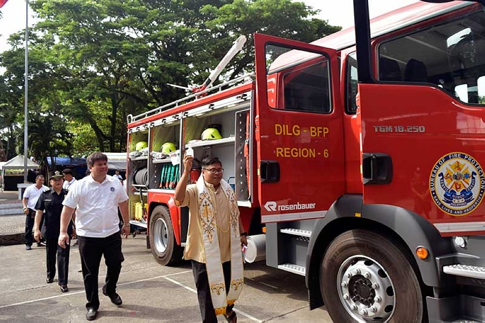 6 BFP stations in NegOcc get new fire trucks