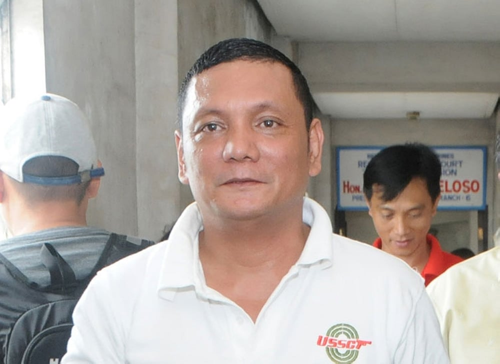 Bzzzzz: 'Adto na ko, love... Mobalik lang ko,' Dumpit to live-in partner