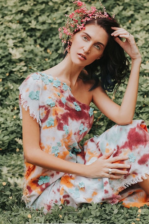 Tropics in the details