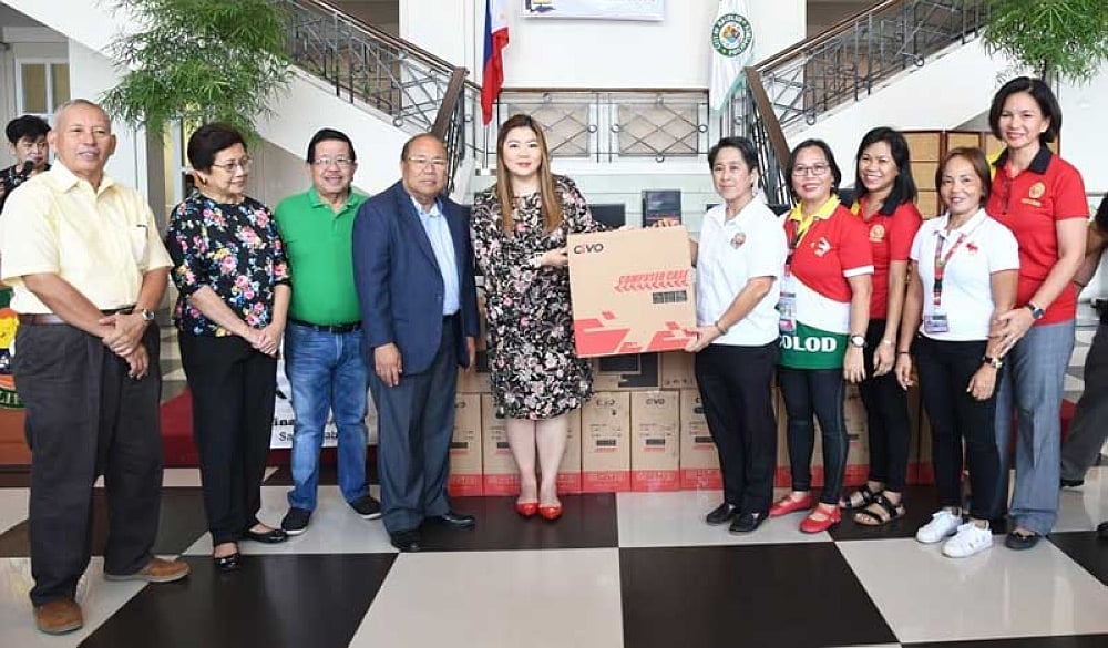 City Library gets 13 new computer sets from OFWs in Saudi Arabia