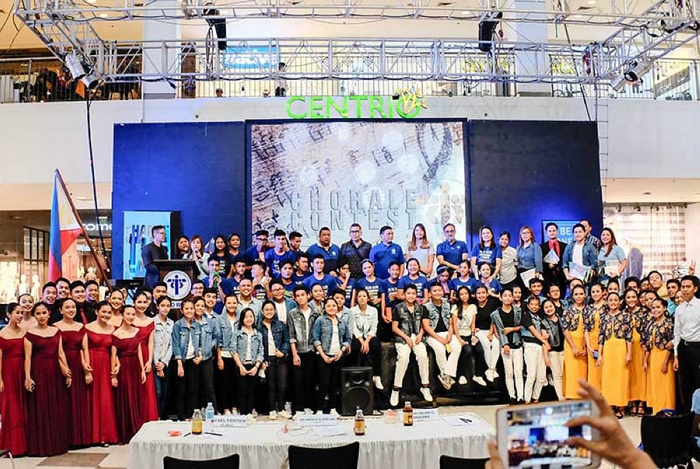 BCBP-CDO West gives honesty awards to 4 mall employees