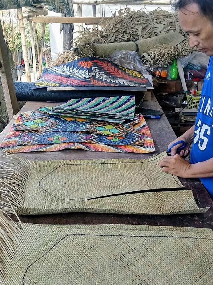 Lowly 'banig' of Basey, Samar makes it to national, global market